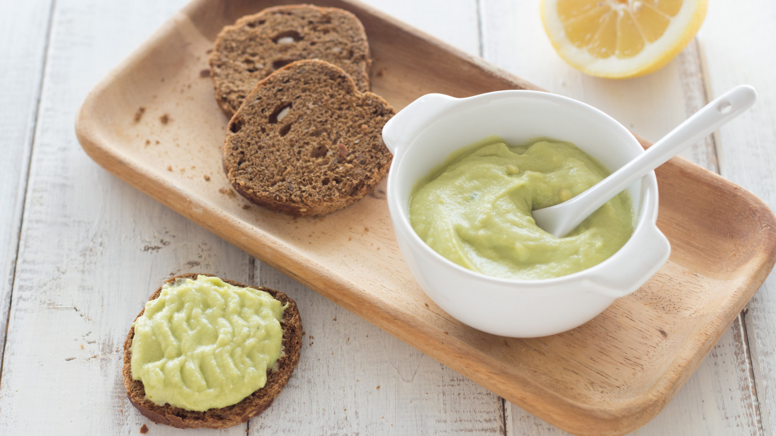 5 ricette con l'avocado: come sceglierlo maturo e usarlo in piatti ...