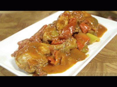 Pollo con i peperoni: la ricetta infallibile | Cookaround