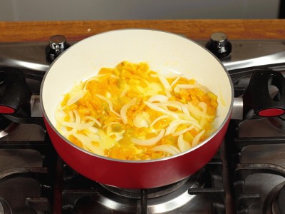 Polpette casce e ova ricetta tipica | Cookaround