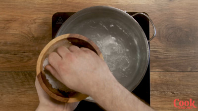 Spaghetti al pomodoro crudo: ricetta estiva | Cookaround