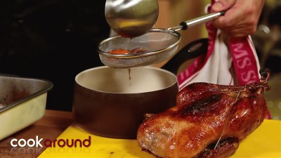 Anatra al vin santo con verdurine | Cookaround