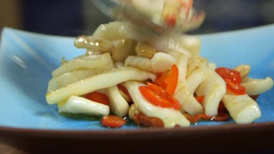 Calamari saltati piccanti ricetta orientale | Cookaround