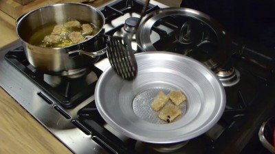 Cotenna di maiale fritta ricetta perfetta | Cookaround