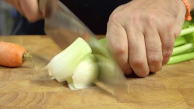 Brodo di manzo ricetta perfetta | Cookaround