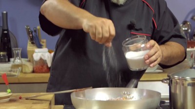 Fileja al ragù di salsiccia: ricetta regionale | Cookaround