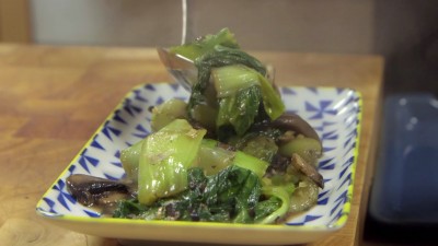 Ricetta Bok choy e funghi | Cookaround