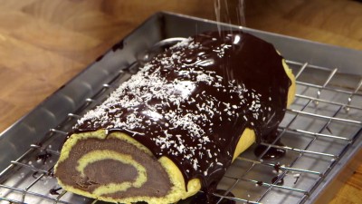 Rotolo al cioccolato ricetta tradizionale | Cookaround