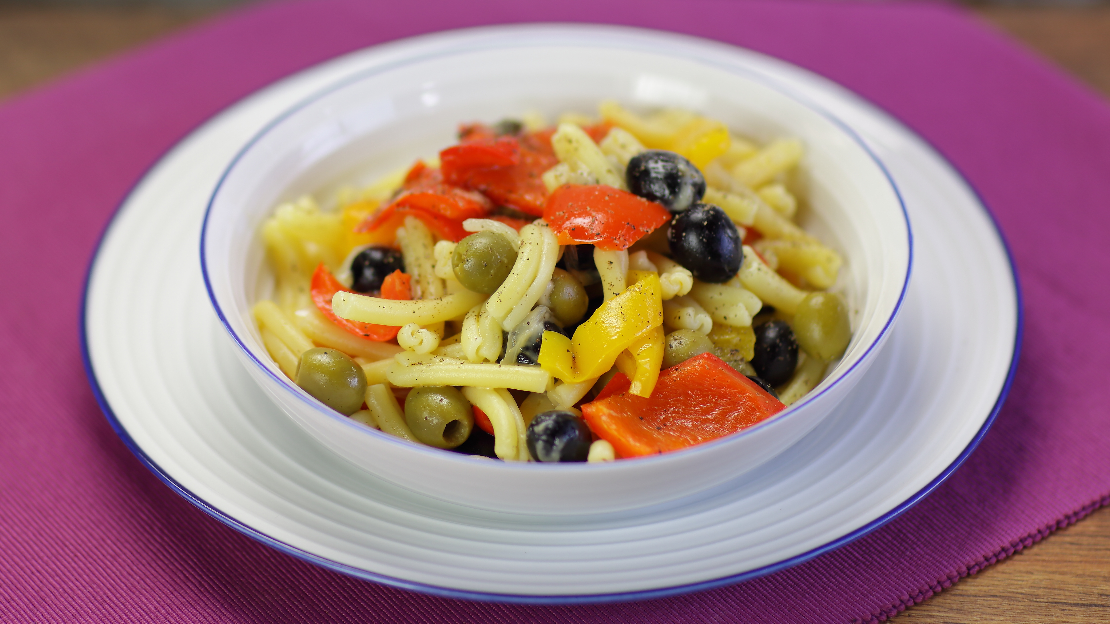 pasta peperoni e mollica | Cookaround