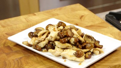 Straccetti di pollo ai funghi | Cookaround