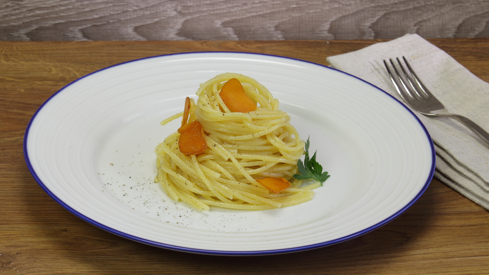 Spaghetti alla bottarga ricetta facile | Cookaround