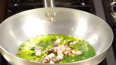 Spaghetti al prezzemolo ricetta economica | Cookaround