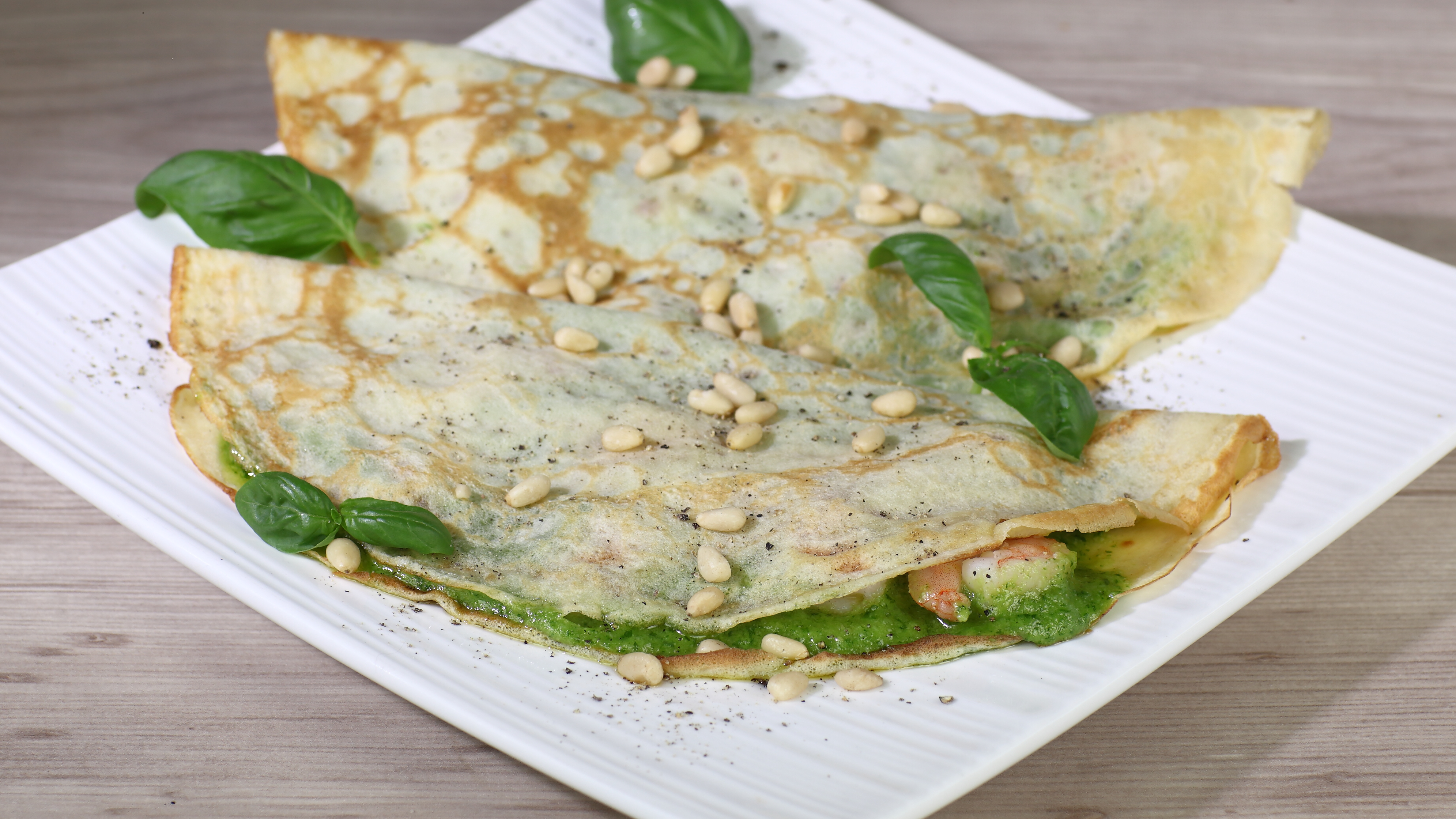 Crepes prosciutto cotto e formaggio | Cookaround