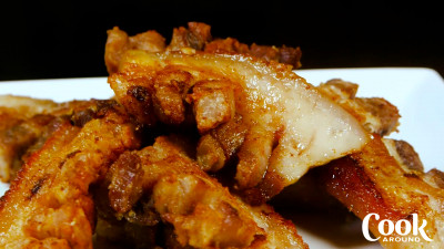 Chicharrones: cotenna fritta ricetta originale | Cookaround