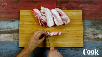 Chicharrones: cotenna fritta ricetta originale | Cookaround