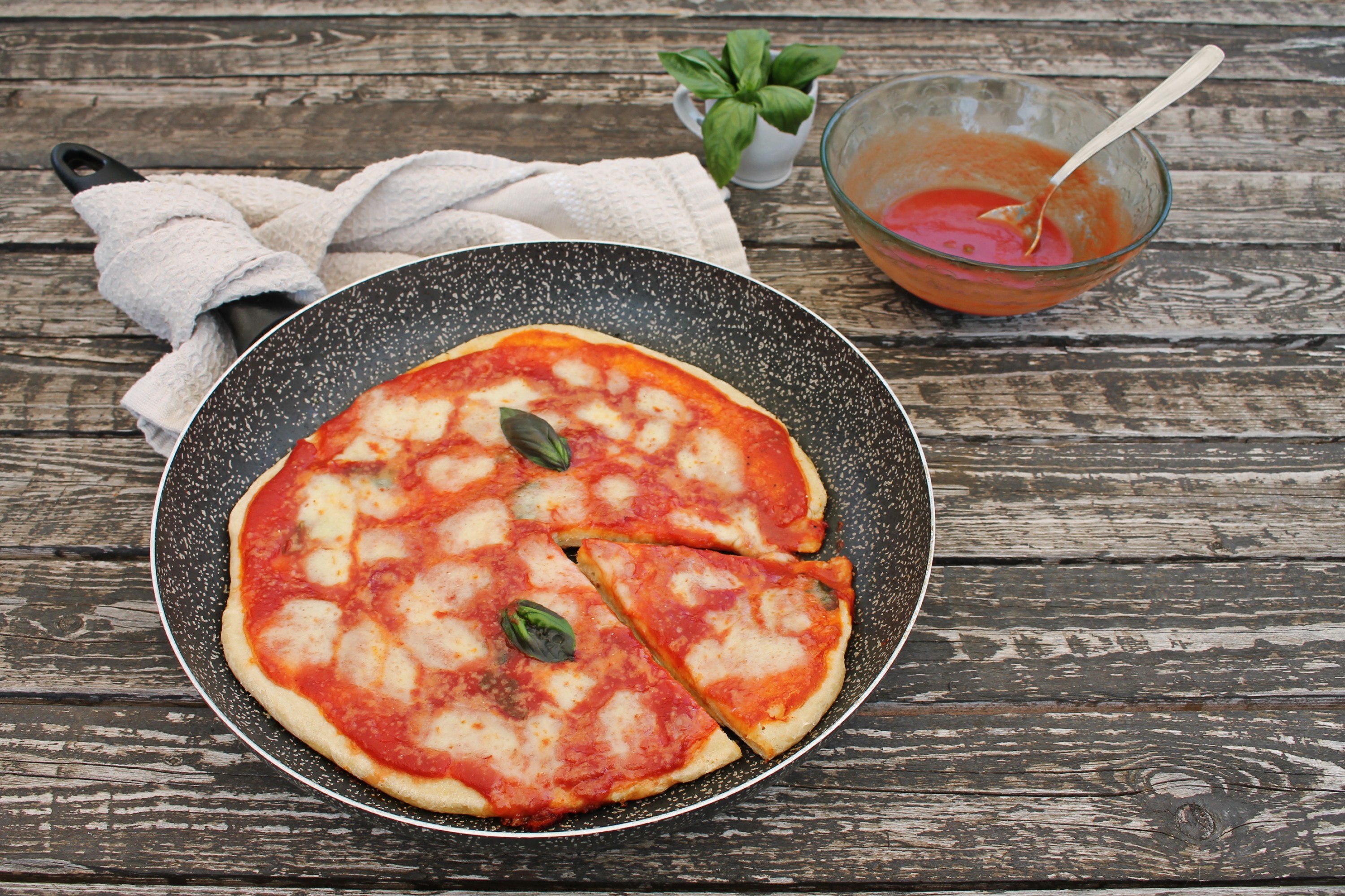 Pizza sottile e croccante: le Vostre ricette | Cookaround