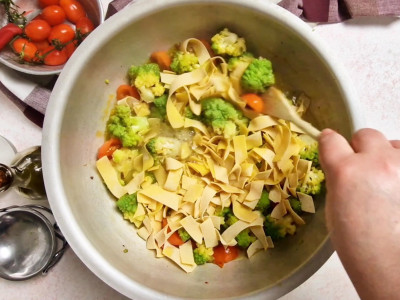 Pasta con i broccoli cremosa: ricetta autunnale facile e veloce ...