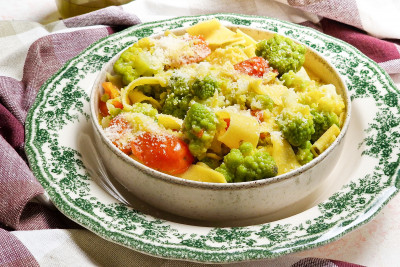 Pasta con i broccoli cremosa: ricetta autunnale facile e veloce ...