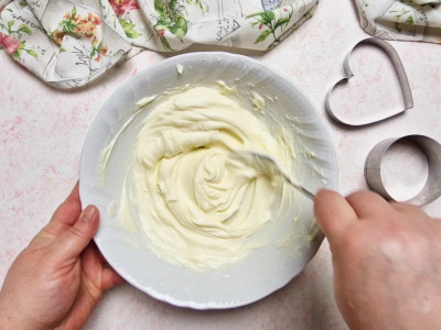 Mini Red Velvet: ricetta facile e romantica per ogni occasione | Cookaround