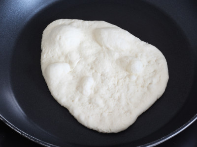 Ricetta deliziosa e semplice: Pane Naan tradizionale | Cookaround