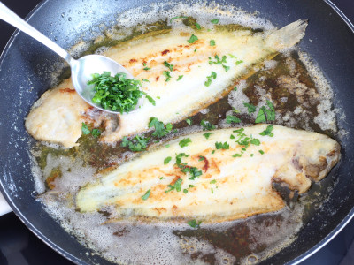 Sogliola alla mugnaia, la ricetta classica e tradizionale | Cookaround