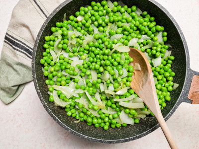 Come cucinare i piselli in padella in 30 minuti | Cookaround