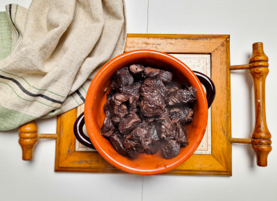 Peposo: Il Tradizionale Spezzatino Toscano al Pepe Nero | Cookaround