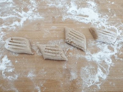 Mustazzoli palermitani: ossa dei morti siciliane, ricetta tradizionale ...