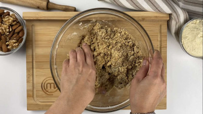 Pane di saba sardo: ricetta tradizionale con frutta secca e spezie ...