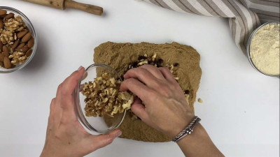 Pane di saba sardo: ricetta tradizionale con frutta secca e spezie ...