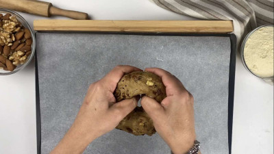 Pane di saba sardo: ricetta tradizionale con frutta secca e spezie ...