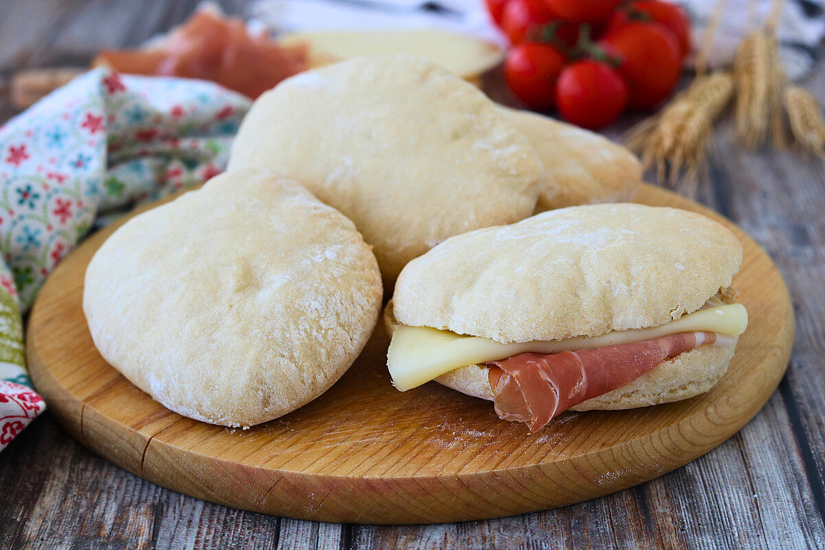 Pancarrè fatto in casa: ricetta semplice e soffice | Cookaround