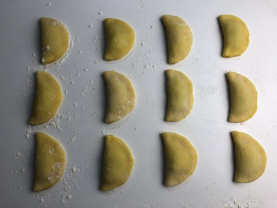 Ravioli di Carnevale al forno: dolci facili e leggeri. | Cookaround