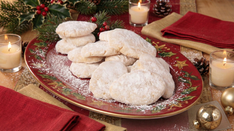 Ricciarelli di Siena: la Ricetta Originale dei Biscotti Toscani ...