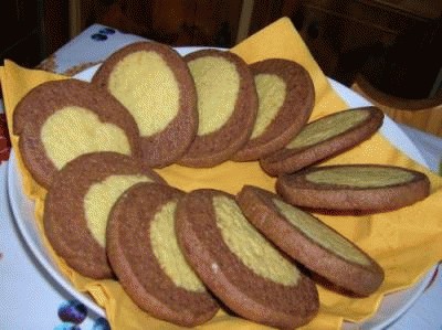 Biscotti bicolore ricetta facile | Cookaround