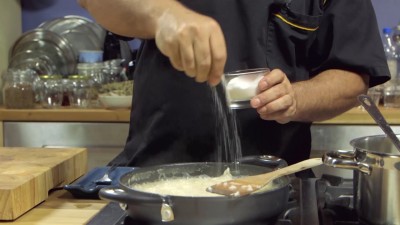 Risotto al Taleggio: come farlo perfetto | Cookaround