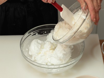 Pinolate: Ricetta Tipica Campania | Cookaround