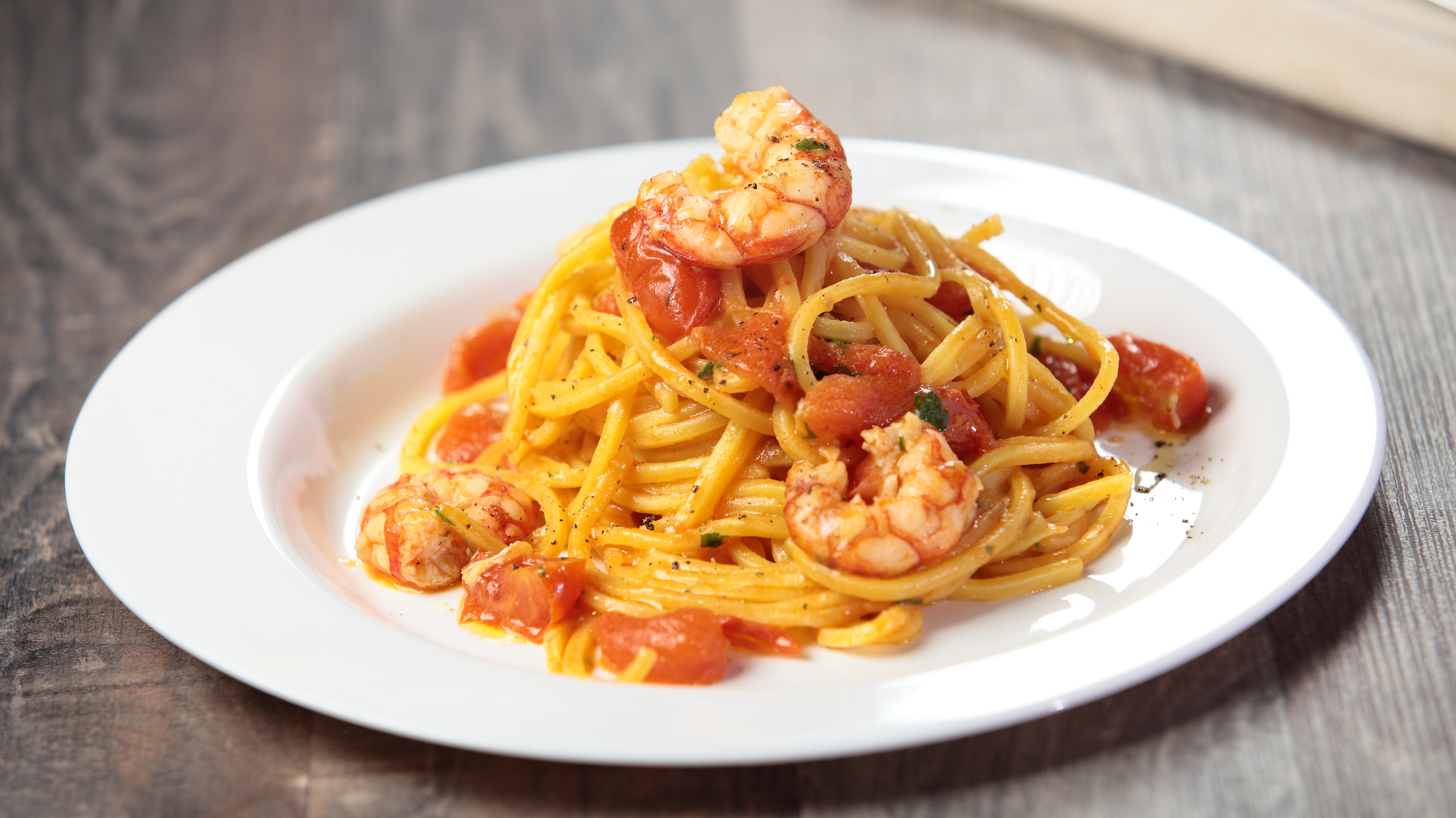 Spaghetti con i gamberi: Ricette di Cookaround | Cookaround