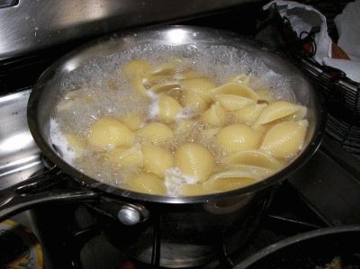 Conchiglie al salmone e polpa di granchio: le Vostre ricette | Cookaround