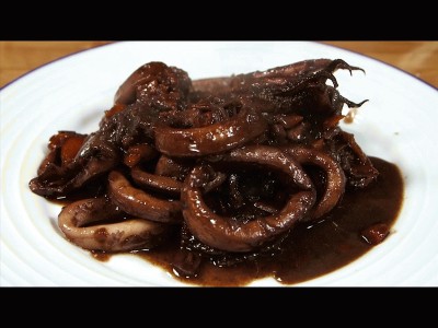 Calamari in umido Encornets à l'étuvée | Cookaround