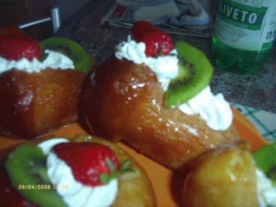 Baba' con panna fragole e kiwi: le Vostre ricette | Cookaround