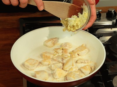 Curry malgascio di gamberi e pollo | Cookaround